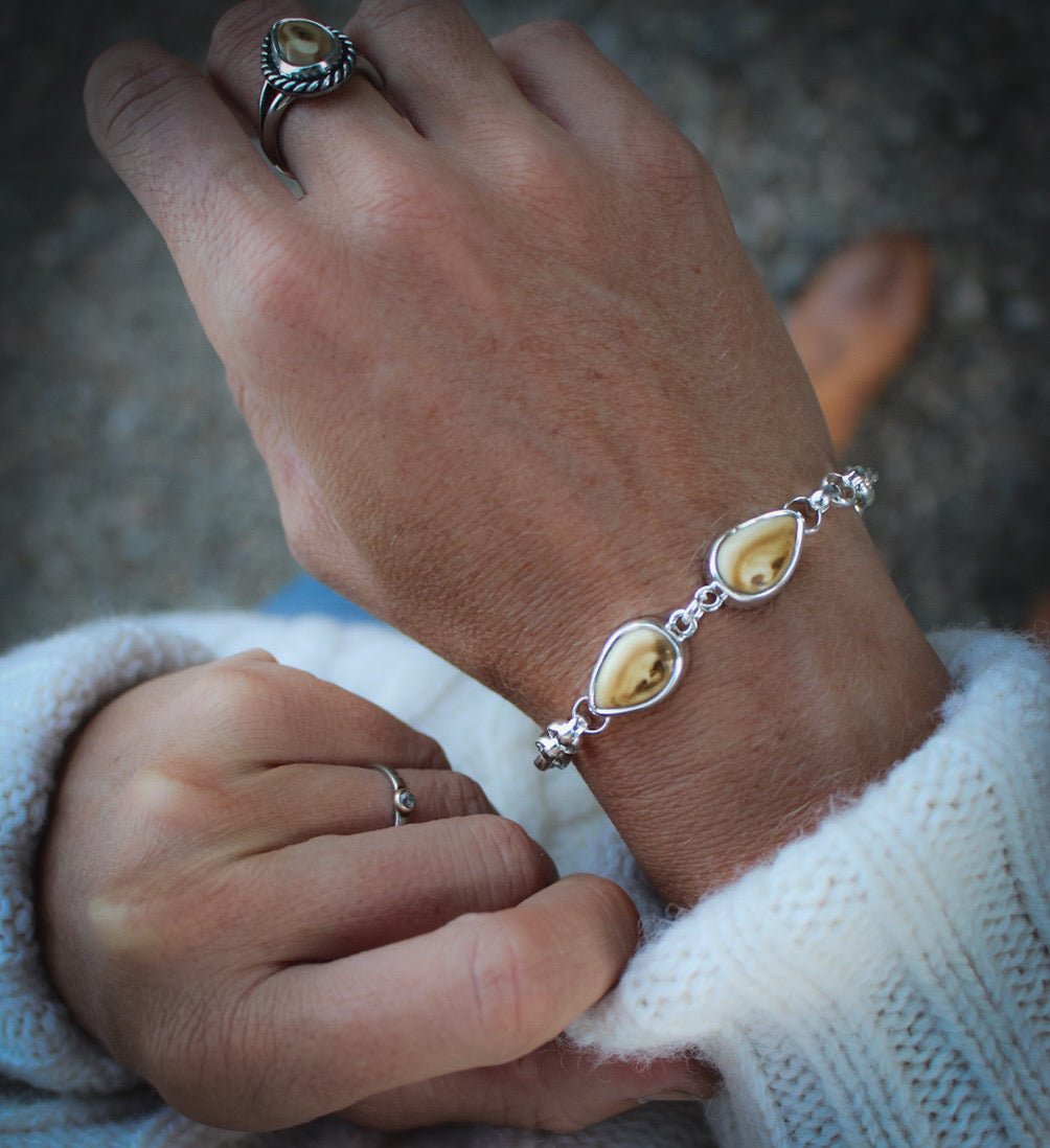 ELK IVORY – Hammered In The Mountains