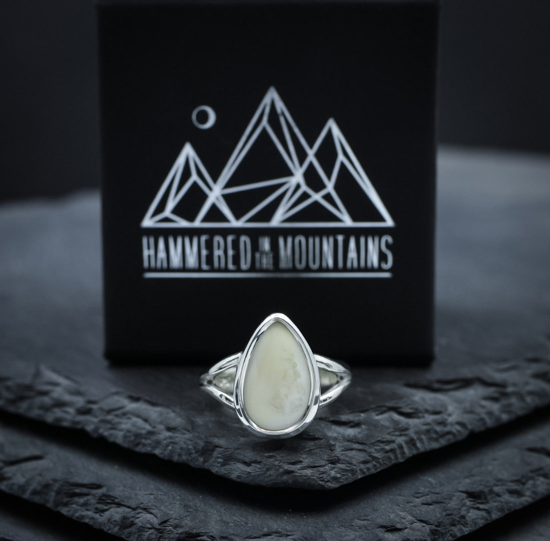 Elk Ivory Ring • Split Shank Band – Hammered In The Mountains